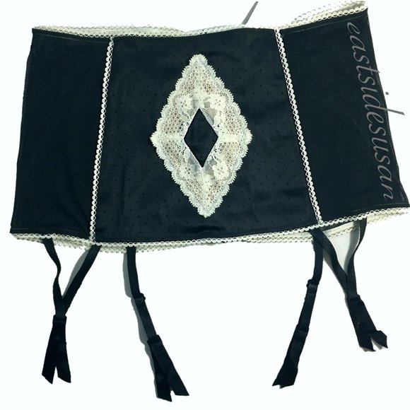 Paramour | Intimates & Sleepwear | Nwt Retro Style Garter Skirt Black ...